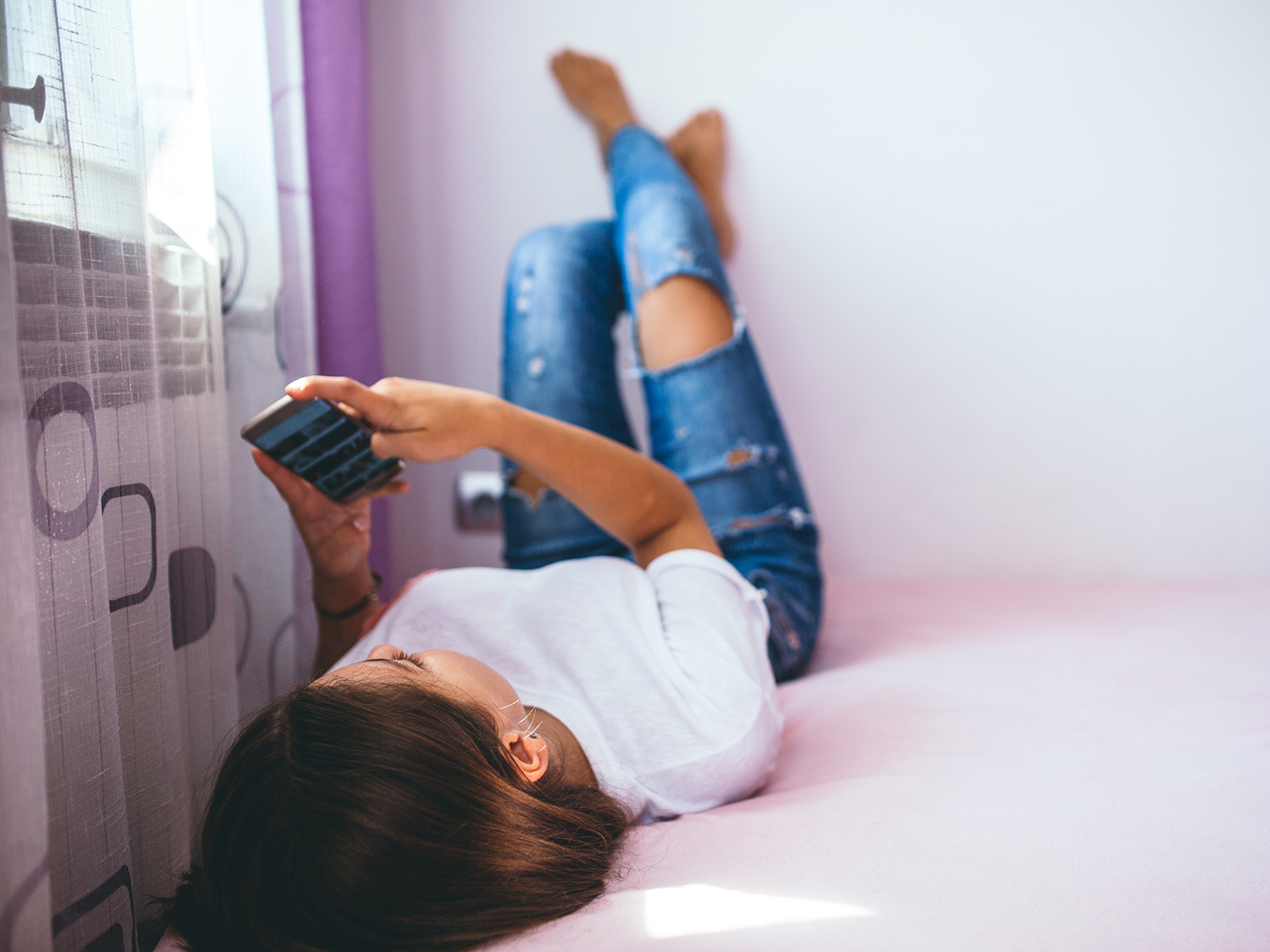 How to Prepare Your Child for Online Networking